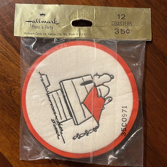 Hallmark | Accents | Vintage Hallmark Snoopy Paper Coasters Set Of 2 ...